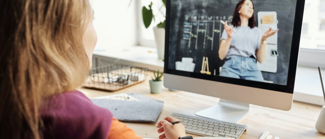 How can policy-makers and parents support home learning during lockdown ...