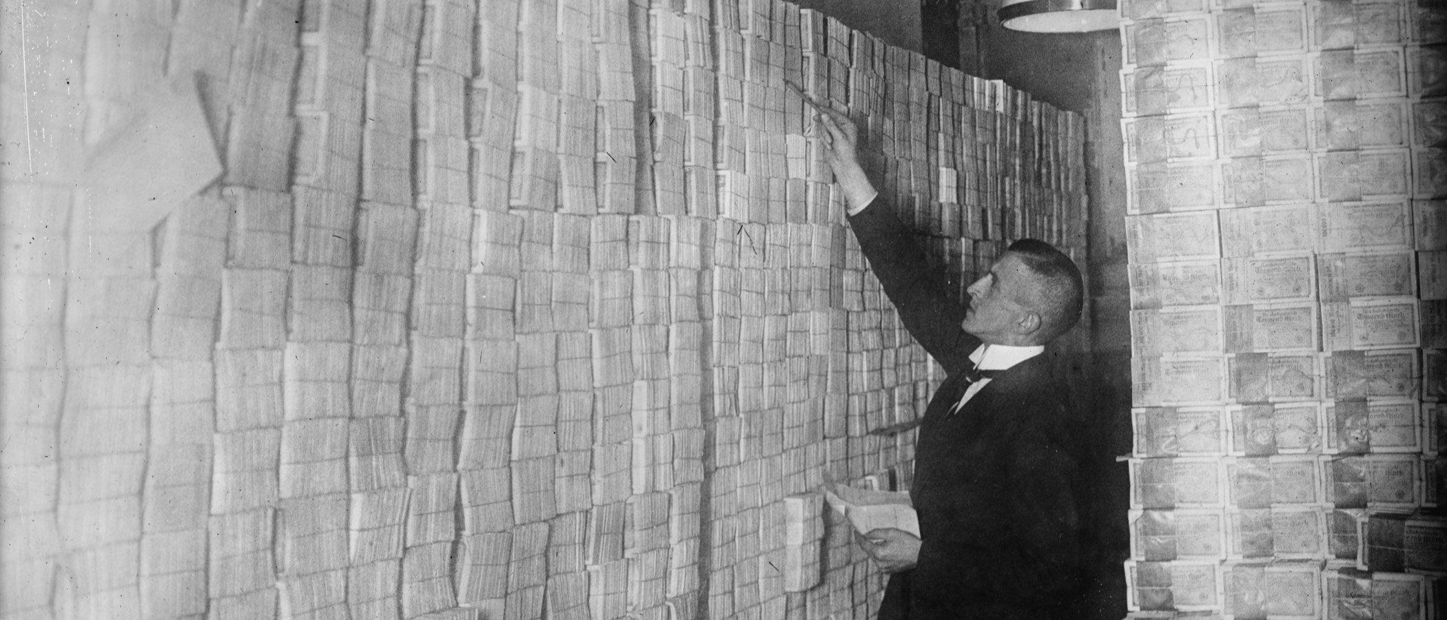 How has inflation been fought in the past? - Economics Observatory